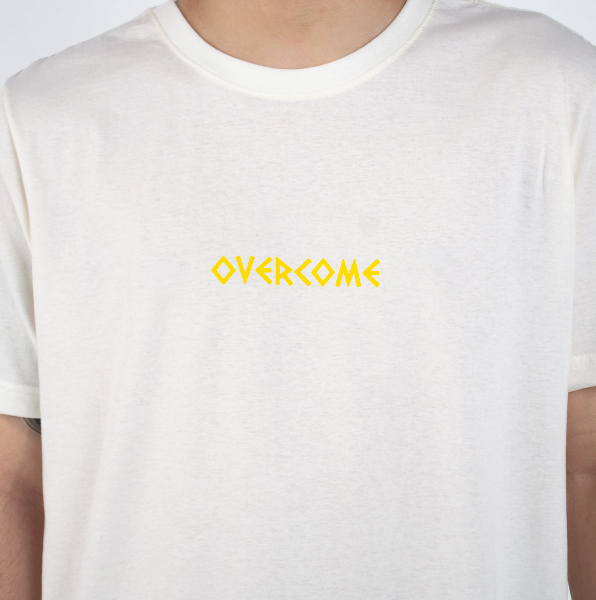 Camiseta Overcome Greek Script Off White – Overcome ClothingStore