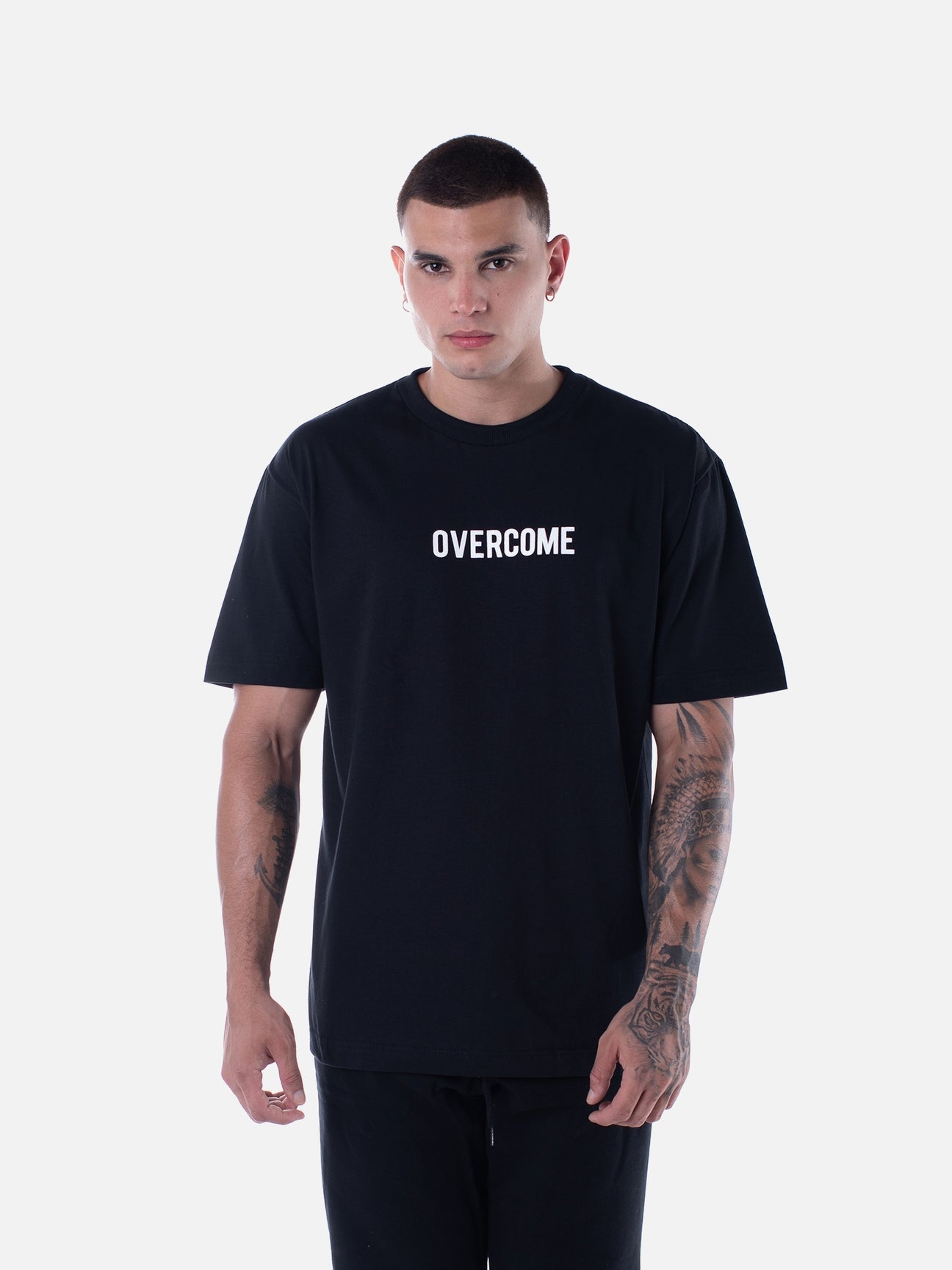 Camiseta Overcome "Logobox" Preta – Overcome ClothingStore